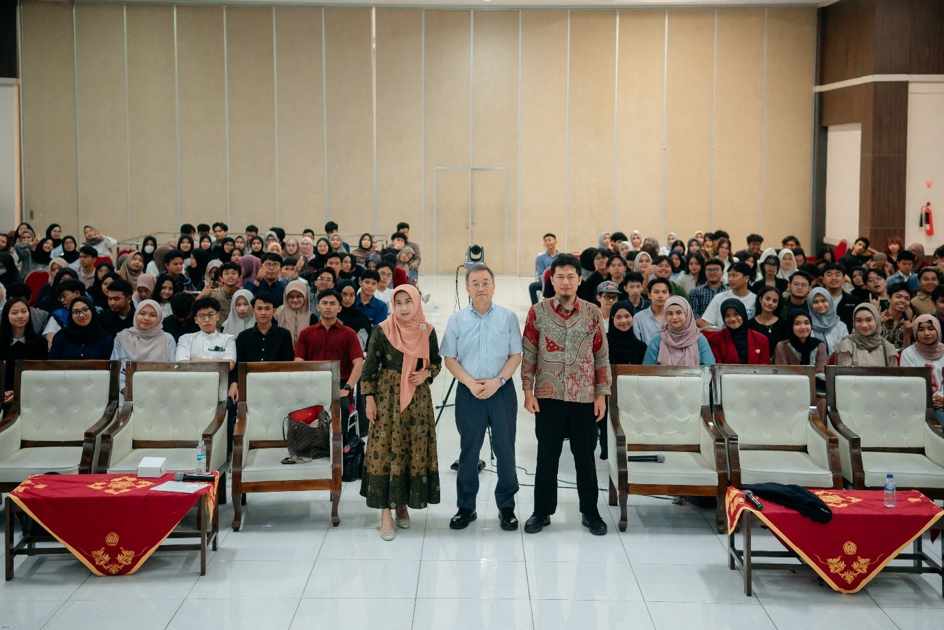 Profesor dari Meiji University Tokyo Beri Mahasiswa HI UMM Perspektif ...